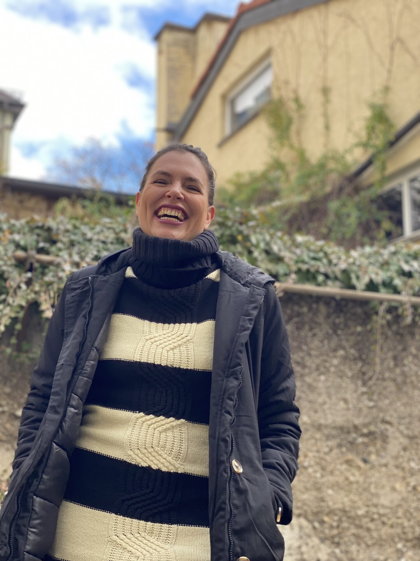 Streetstyle aus München: Janina macht aus Vorlesen ein Start-Up